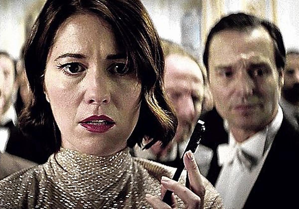 Crítica de 'La fiebre de los ricos' (2024): Estallido de plutofobia | El Correo